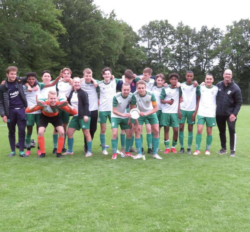 Jeugdteams VV Geldrop kronen zich tot kampioen | Voetbalvereniging Geldrop